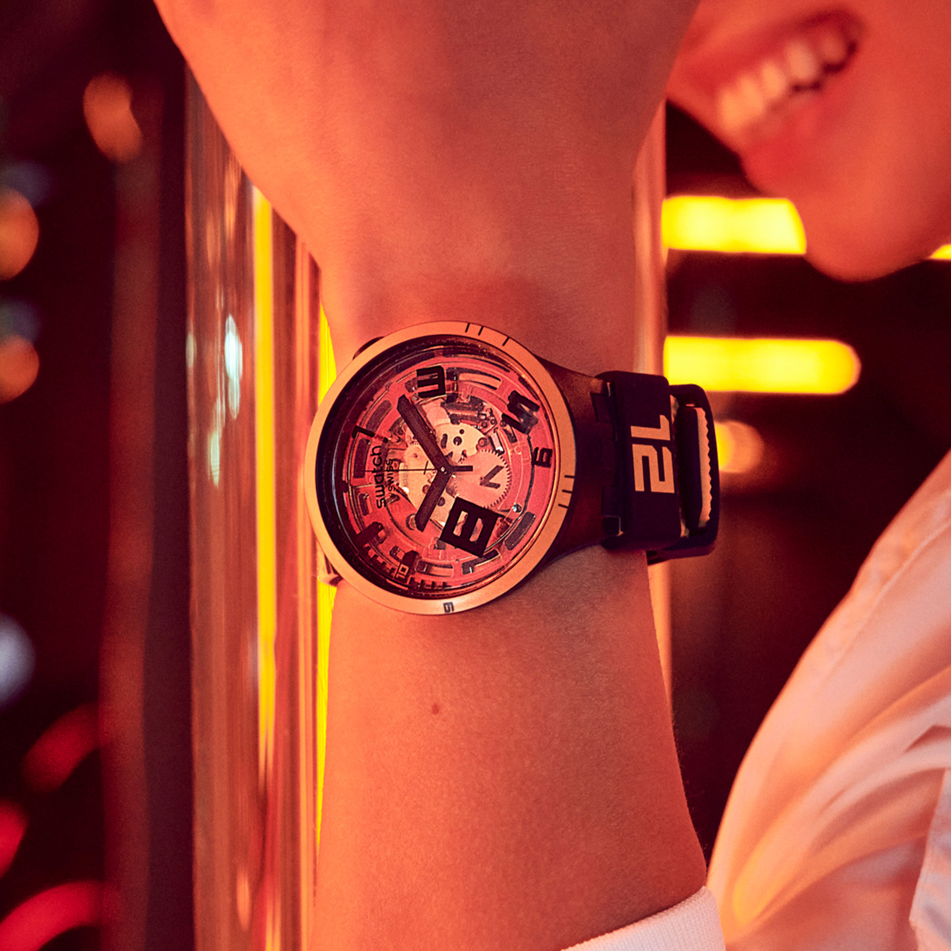 Swatch Sb01b127 OOPS! Kol Saati | Gündüz Saat